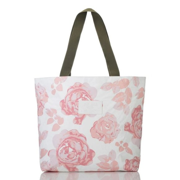 ALOHA Collection | Bags | Aloha Collection Day Tripper La Rose Mochi ...